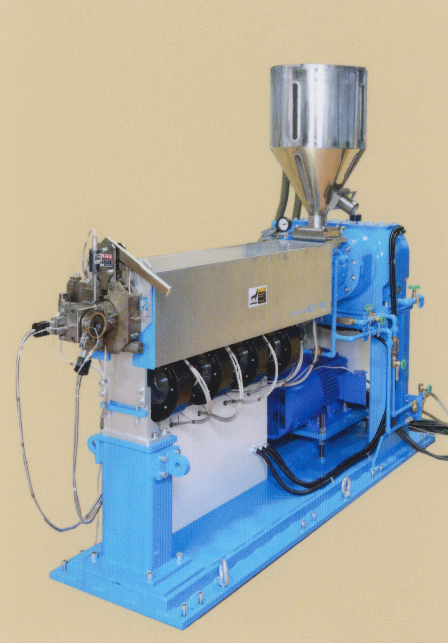 TPX Resin Extruder | MITSUBA MFG. CO., LTD.